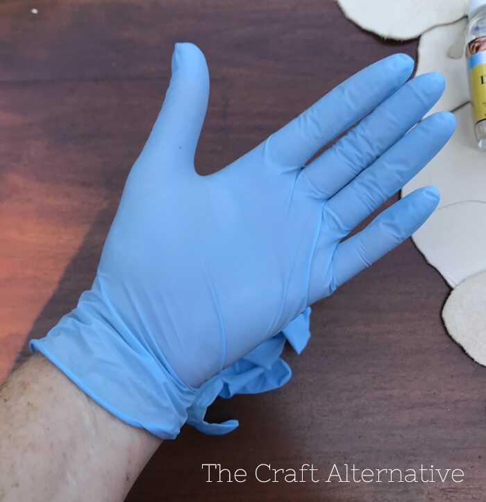 Tips for Dyeing Leather